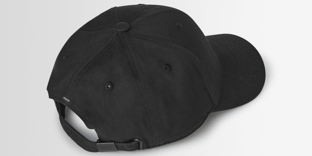 Charly cotton cap with badge on front | Fusalp