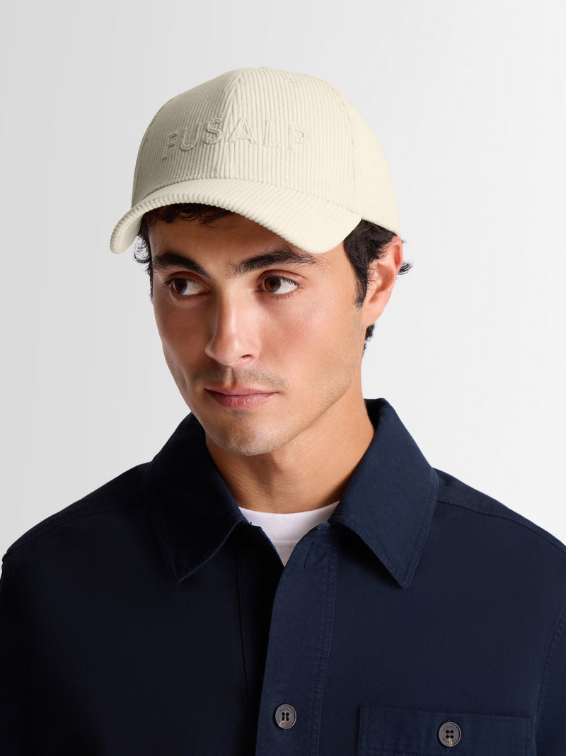 浅棕色 Velvet cap | Fusalp